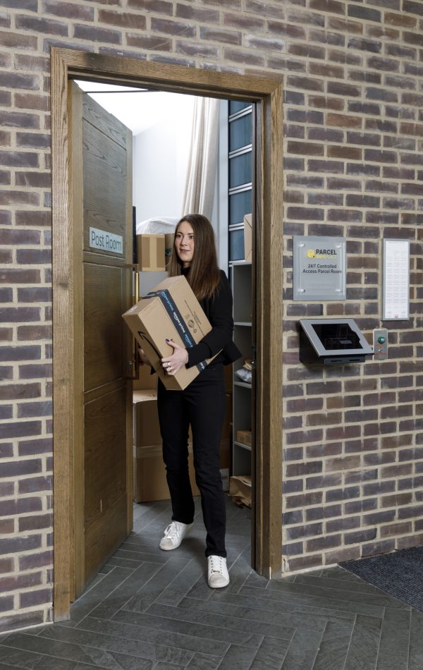 Parcel SafePlace by ASK4 | Smart Parcel Management